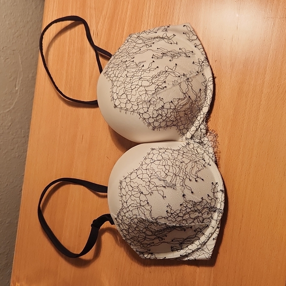 Victoria's Secret | Intimates & Sleepwear | Victoria Secrets Very Sexy ...